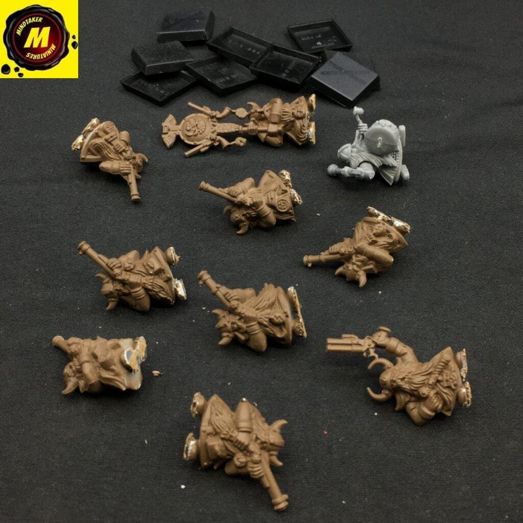 Dwarf Thunderers with Command (x10) 2 - #130714 - Mindtaker Miniatures